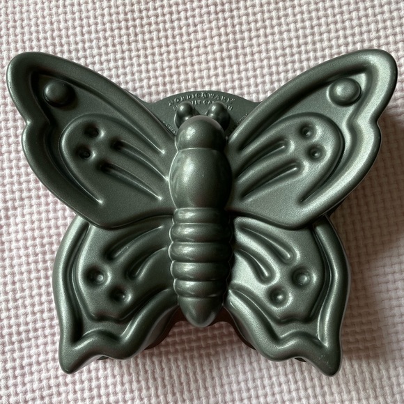 Nordic Ware | Kitchen | Nordic Ware Cast Iron Butterfly Cake Pan | Poshmark